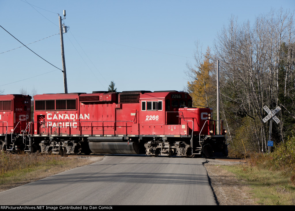 CP 2266 Leads F13 at Muskrat Farm Rd.